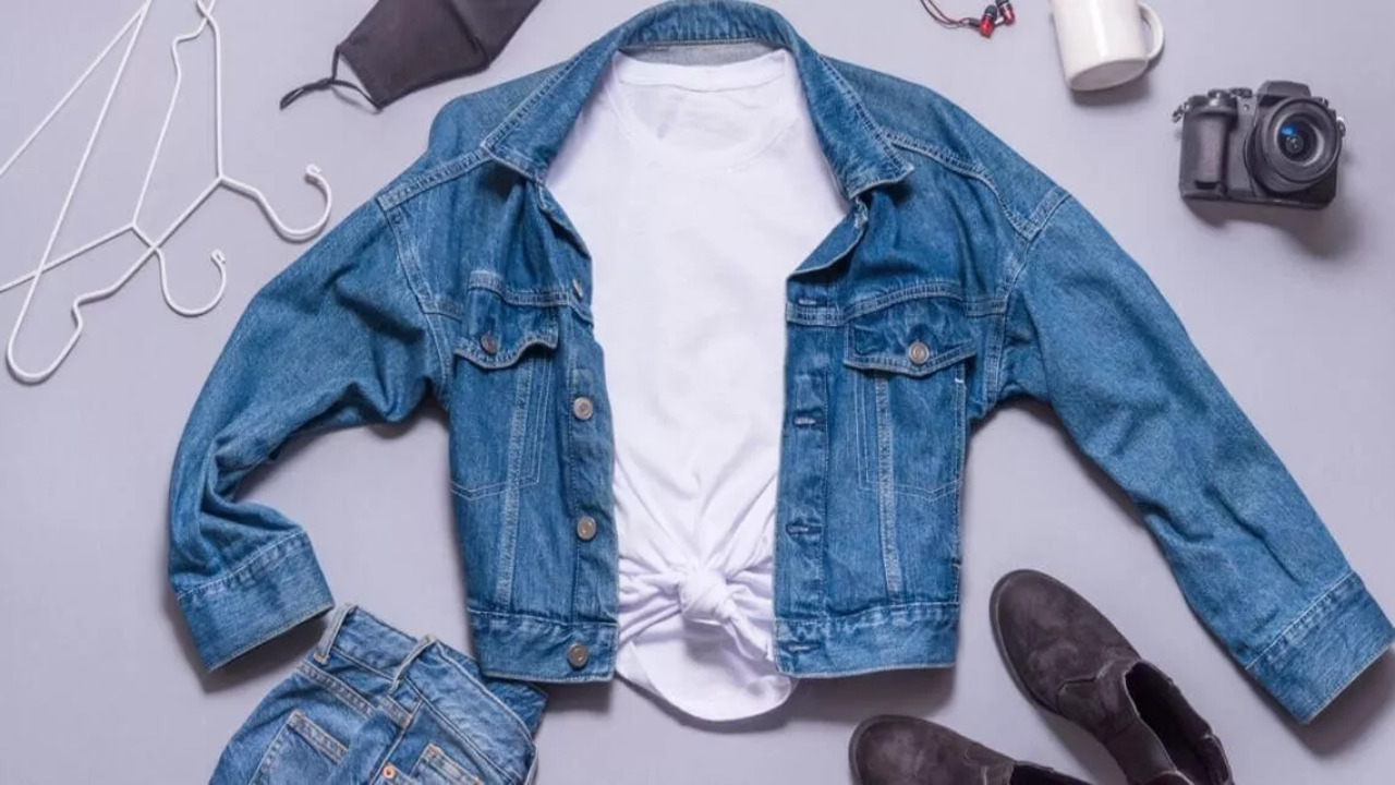 How To Get Wrinkles Out Of Clothes When Traveling: For Hassle-Free Travel